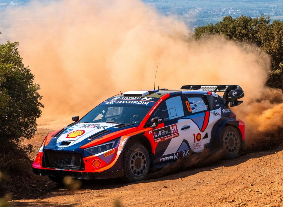 Hyundai domina la primera etapa en el Rally de Grecia